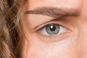 Ptose Palpebral - O Que é? Como Corrigir? - Blog Da Saúde
